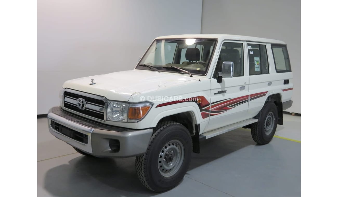 New Toyota Land Cruiser Hard Top LC76 LX-E (5-Door) 4.0L V6 Petrol Standard-Option 2022 for sale ...