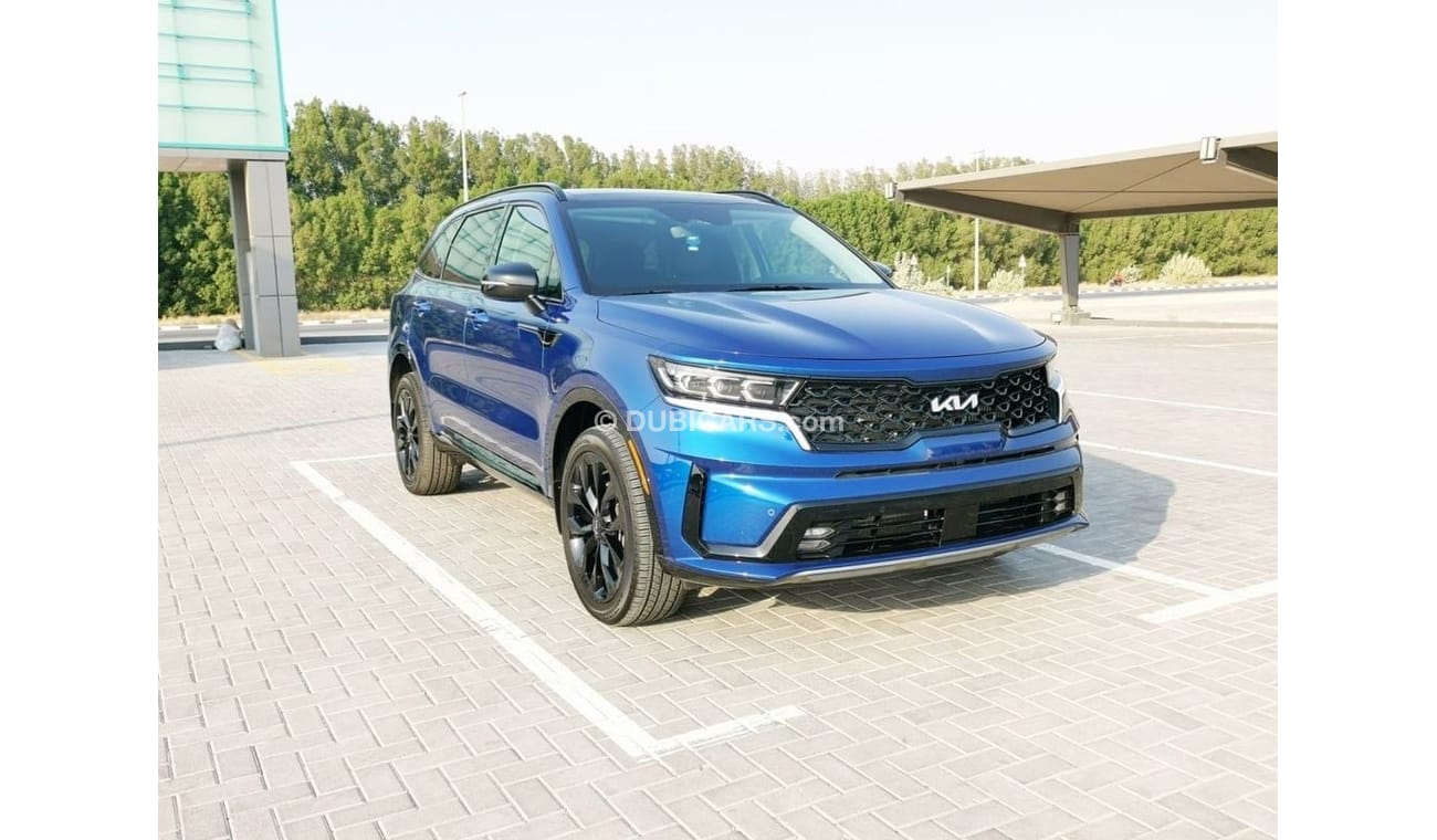 Used KIA Sorento - 2022 - Blue 2022 for sale in Sharjah - 646909