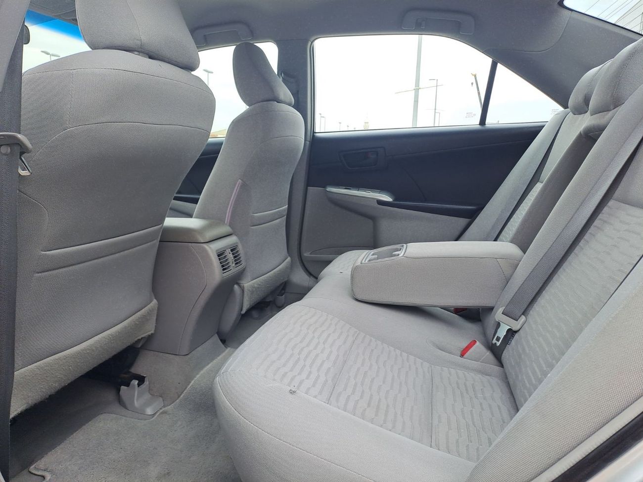 Used Toyota Camry GL GCC 2017 for sale in Sharjah - 726697