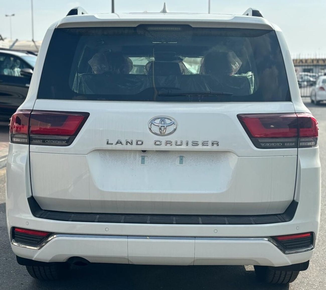 New Toyota Land Cruiser ZX L/C300, 2023, 3.5L V6, 7 SEATERS, 0Km, EXPORT OFFER 2023 for sale in ...