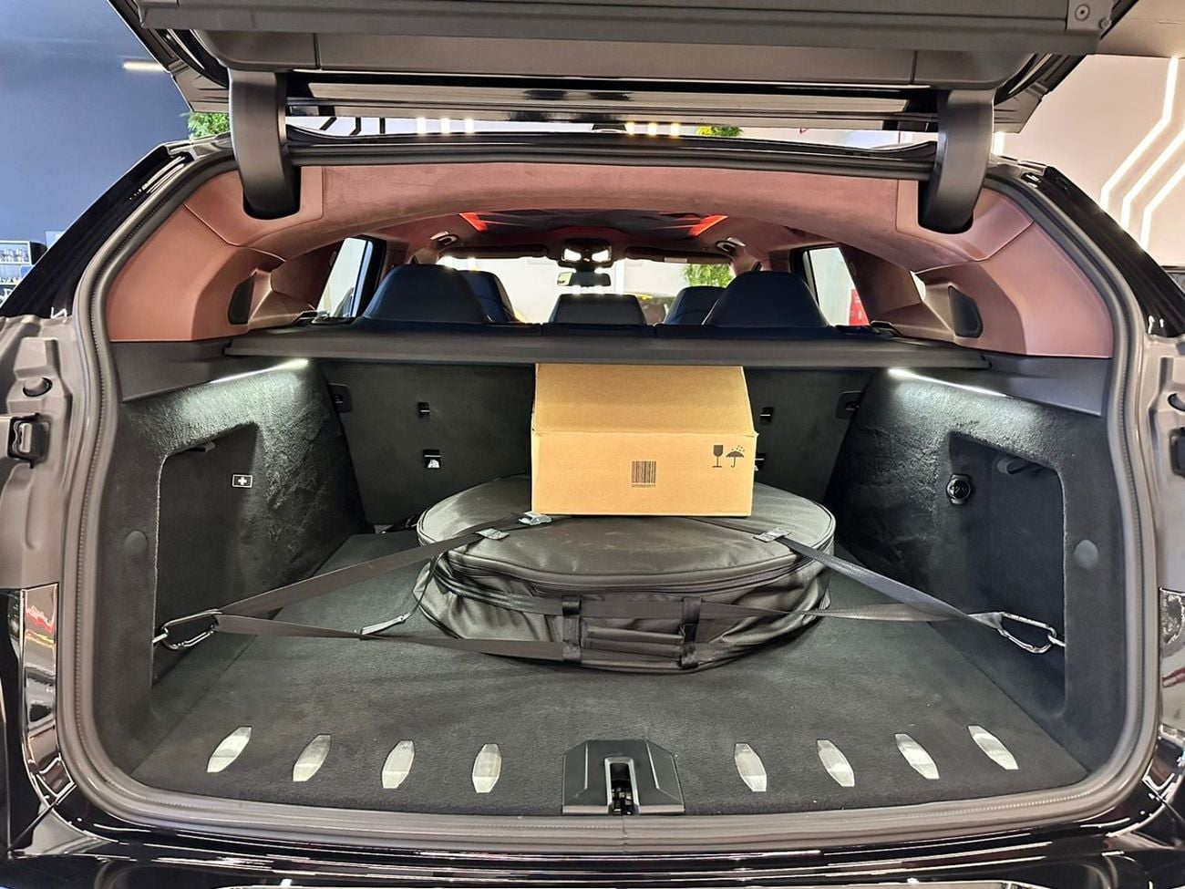 New BMW XM 2023 / GCC / Under Warranty (Sculptural Headliner) 2023 for ...