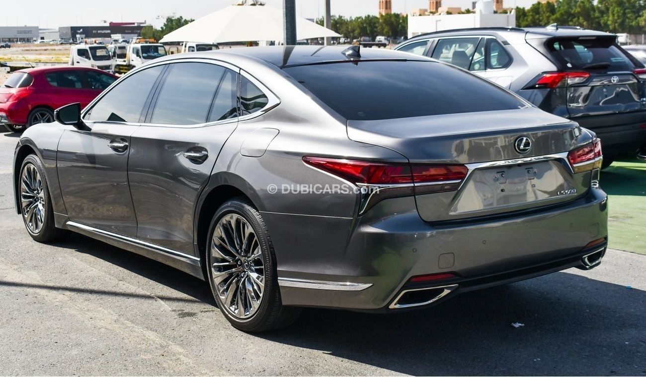 Used Lexus LS500 2019 for sale in Sharjah - 681126
