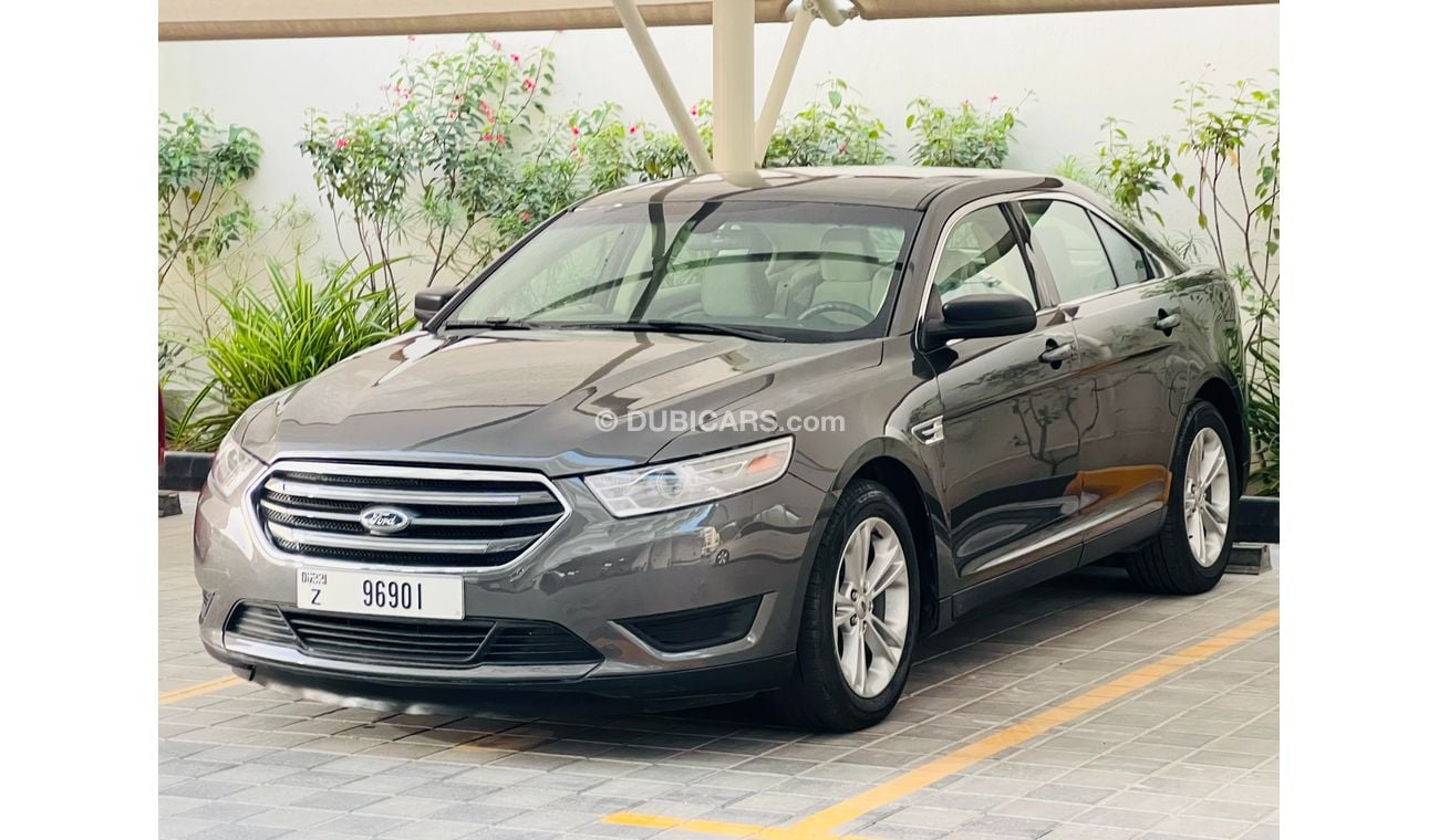 Used Ford Taurus 2019 for sale in Dubai - 601161