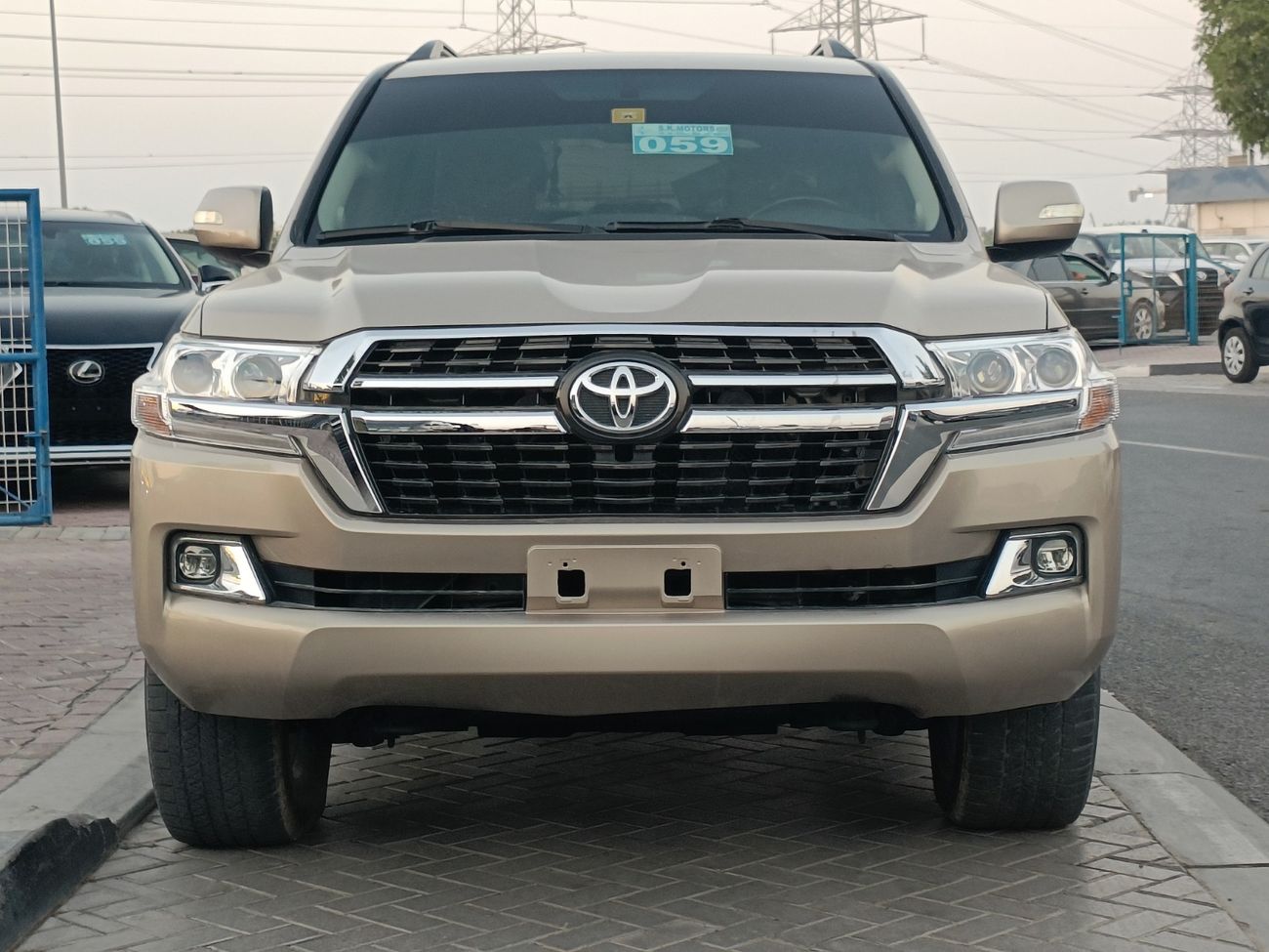 Used Toyota Land Cruiser VXR / V8 / 5.7L, SUNROOF / FULL OPTION / 20 SHP (LOT # 2540) 2010 for ...