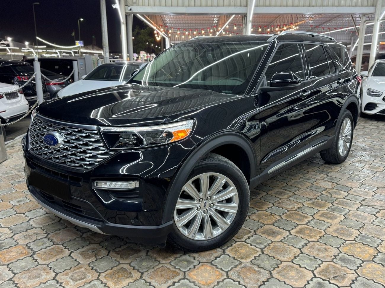 Used Ford Explorer Limited 310A 2022 for sale in Dubai - 701991