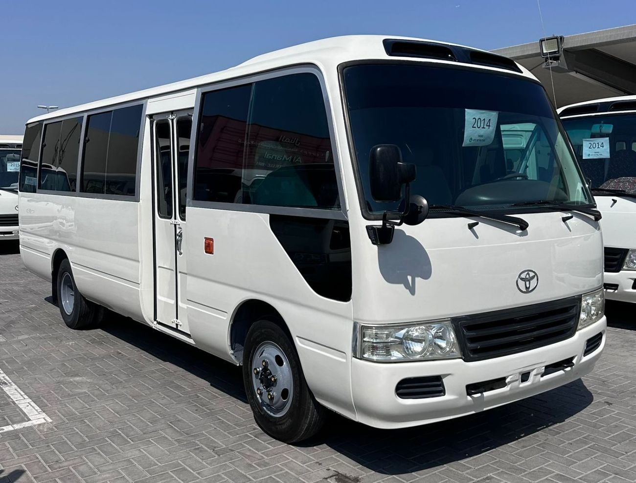 Used Toyota Coaster 2014 for sale in Dubai - 910765