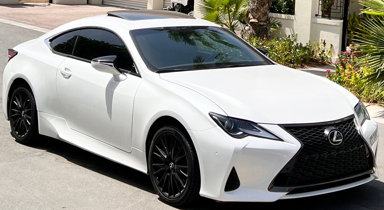 Used Lexus RC300 2019 for sale in Dubai - 784757