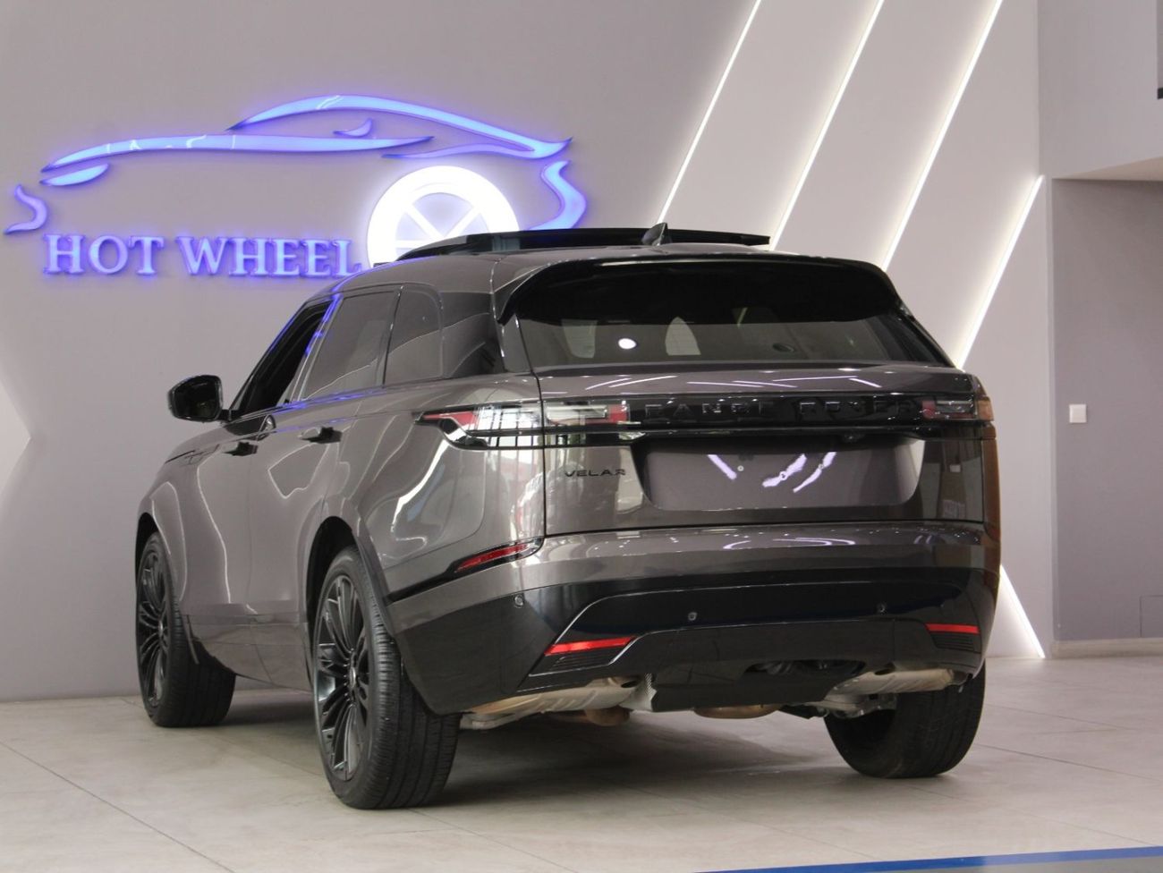 مستعملة لاند روفر رينج روفر فيلار | Range Rover Velar | P400 HSE ...