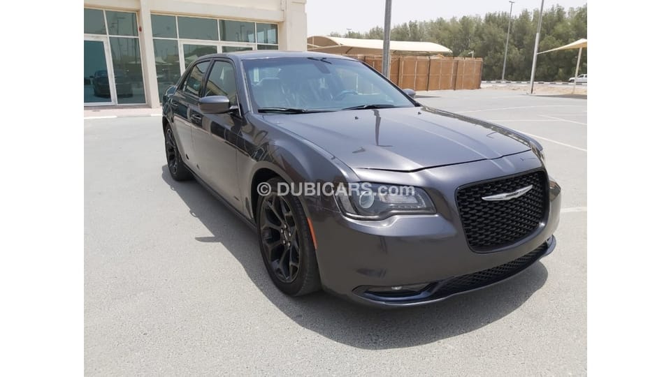 Used Chrysler 300s Very Clean Car 2019 for sale in Dubai - 429054