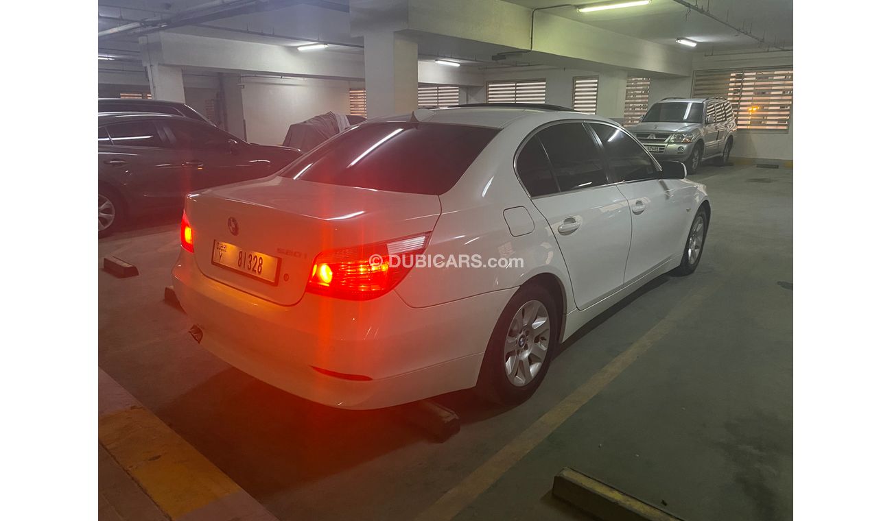 Used BMW 520i 2005 for sale in Ajman - 655438