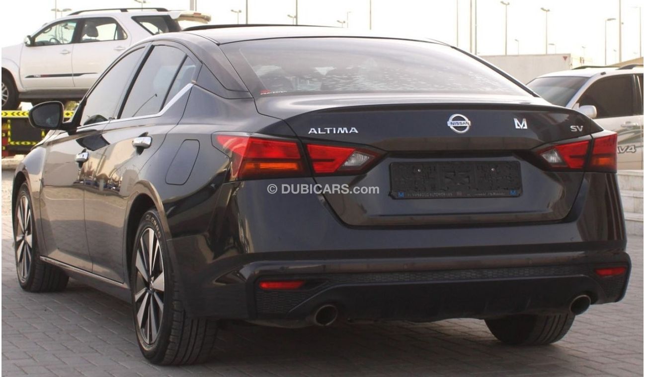 Used Nissan Altima sv 2020The highest Gulf class, in excellent ...