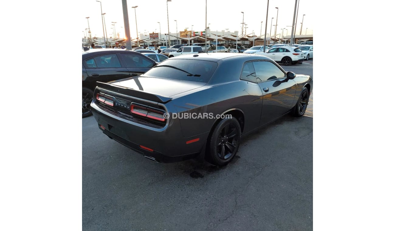 Used Dodge Challenger R/T Plus Shaker 2019 for sale in Sharjah - 693053