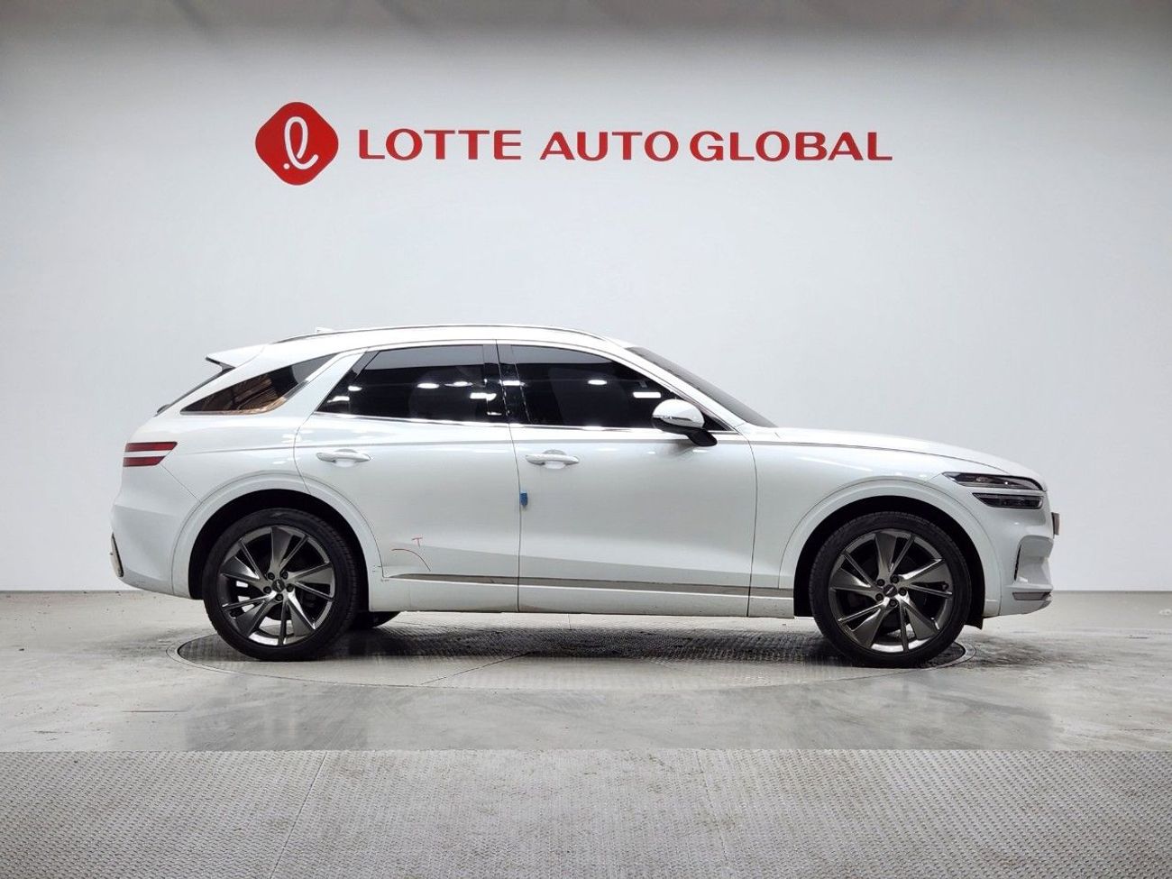 Used 2021 GENESIS GV70 2.5T 4WD 2021 for sale in Dubai - 870686