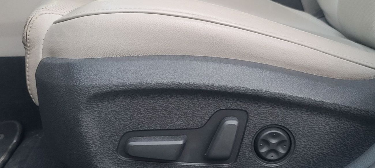 Used Hyundai Sonata GL Top 2.4L 2015 for sale in Sharjah - 881534