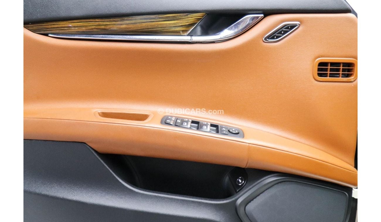 Used Maserati Quattroporte M156 2014 for sale in Dubai - 550323