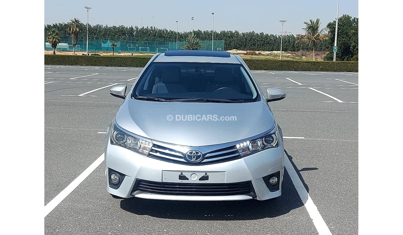 Used Toyota Corolla Limited 2015 for sale in Dubai - 592387