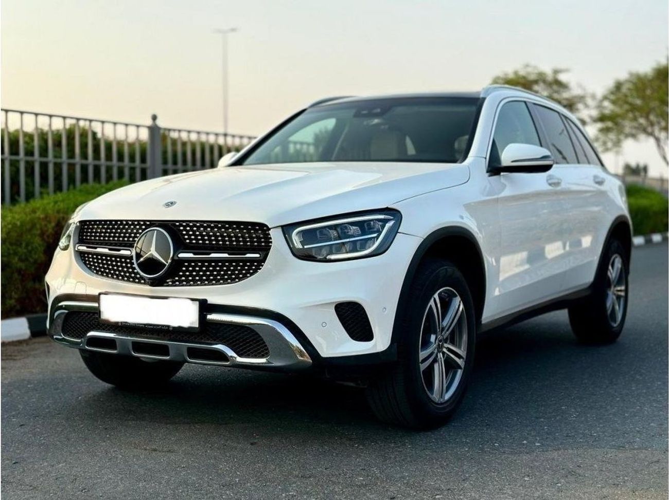Used Mercedes-Benz GLC 300 Premium 2022 for sale in Dubai - 657830
