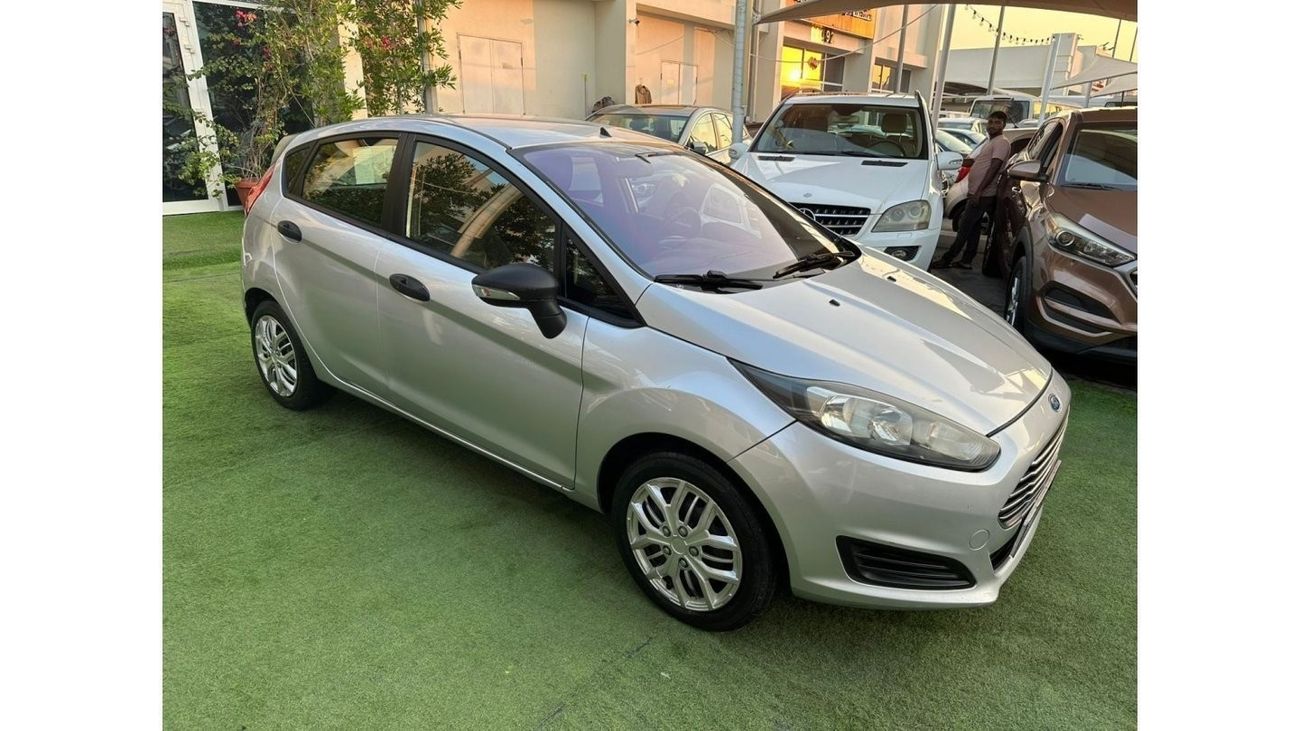 Used Ford Fiesta 2014 for sale in Sharjah - 699719