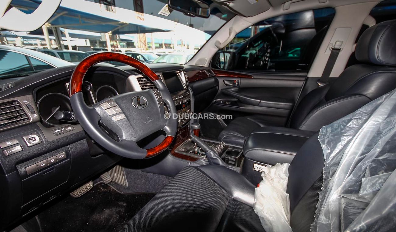 Used Lexus LX570 2011 for sale in Dubai - 22947
