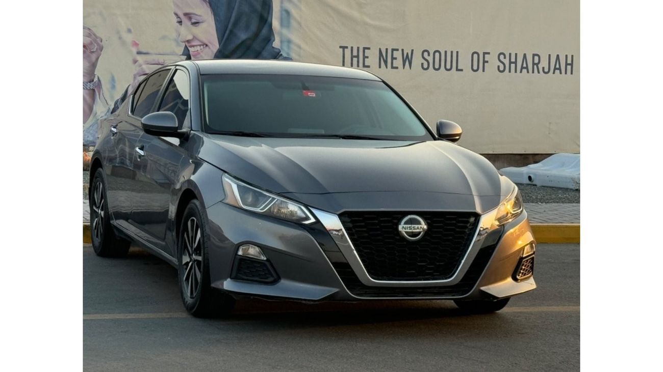 Used Nissan Altima SV 2020 for sale in Sharjah - 746921