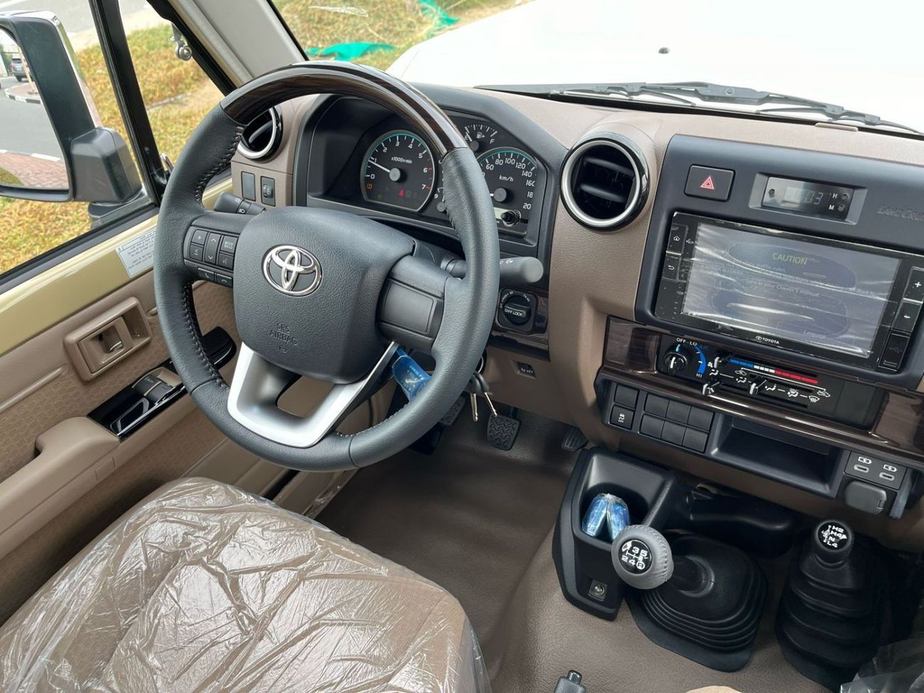 New Toyota Land Cruiser Pick Up LC79 SC 4.0L PTR winch difflock 2024 ...