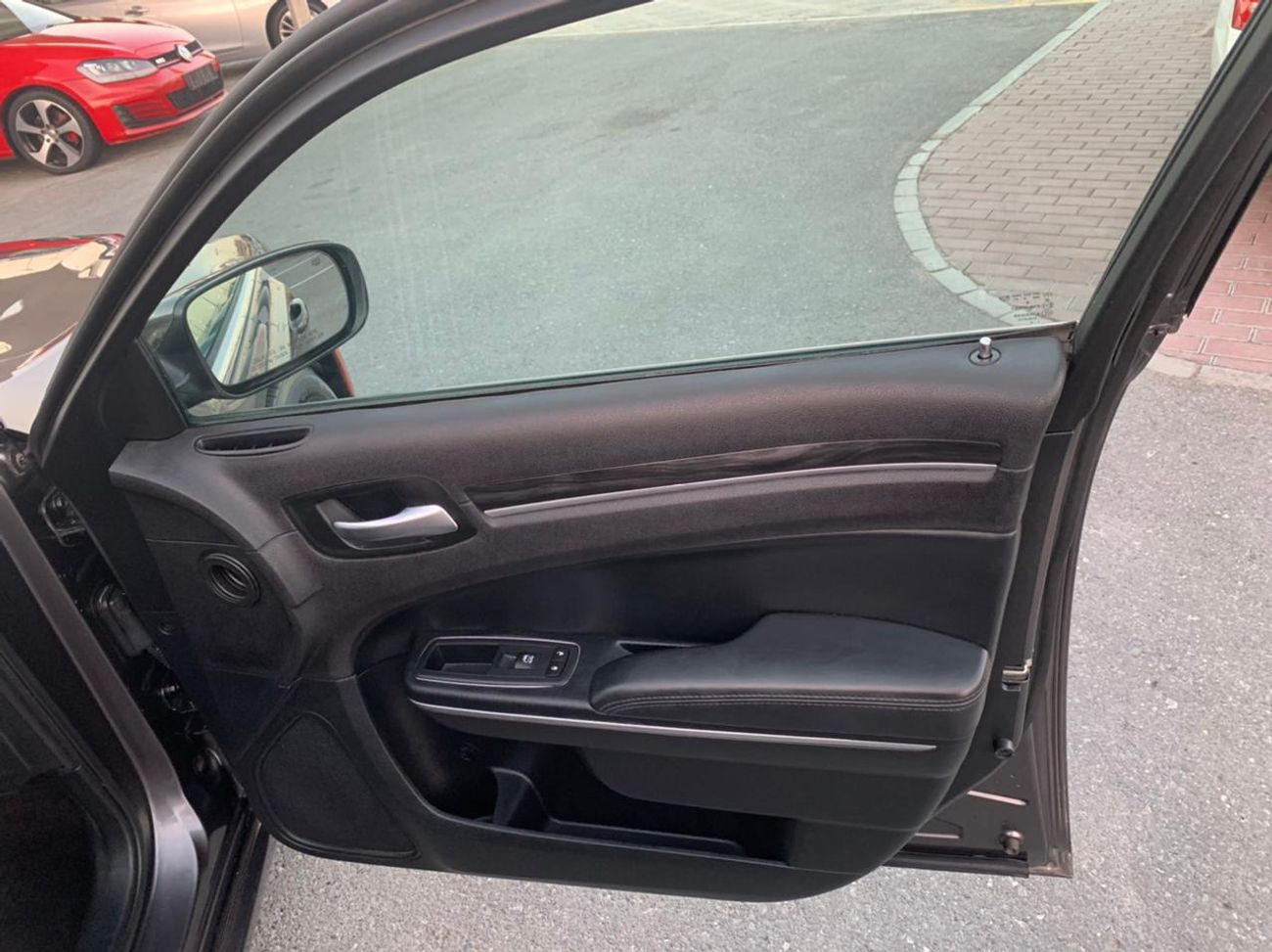 Used Chrysler 300C Chrysler C300_2016_Excellent_Condithion _Full opshin ...