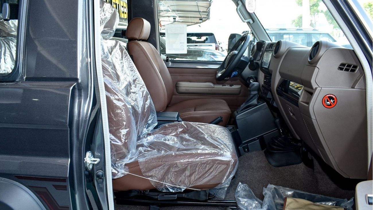 New Toyota Land Cruiser Hard Top LC 71 3 DOORS 4.0L V6 Petrol Auto ...