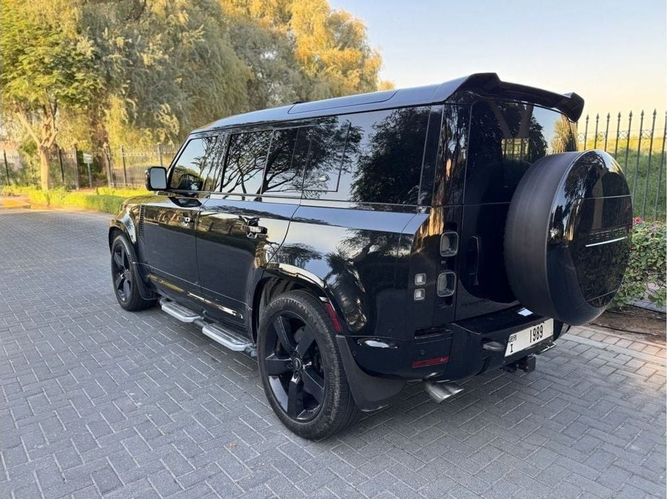 مستعملة لاند روفر ديفندر P525 110 2023 للبيع في دبي - 819544