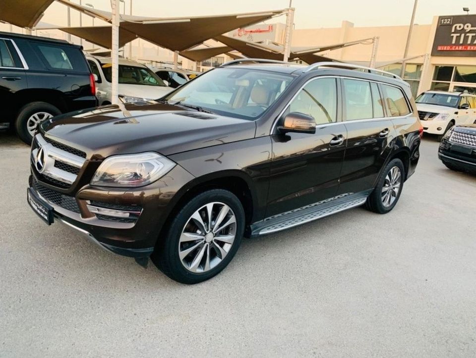 Used Mercedes-Benz GL 500 2013 for sale in Sharjah - 560017