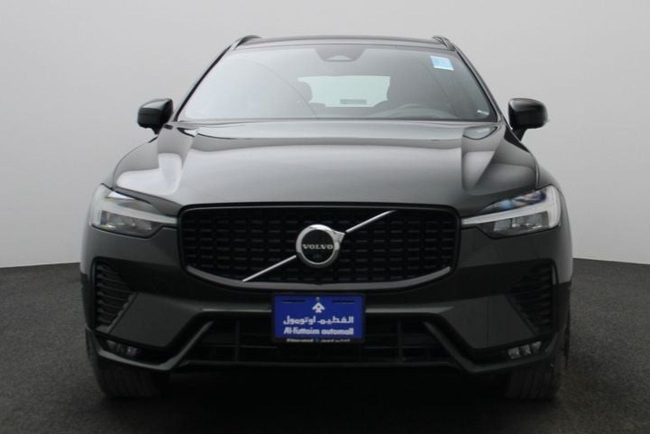 Used Volvo XC60 B5 R Design AWD 2.0 2022 for sale in Dubai - 843537