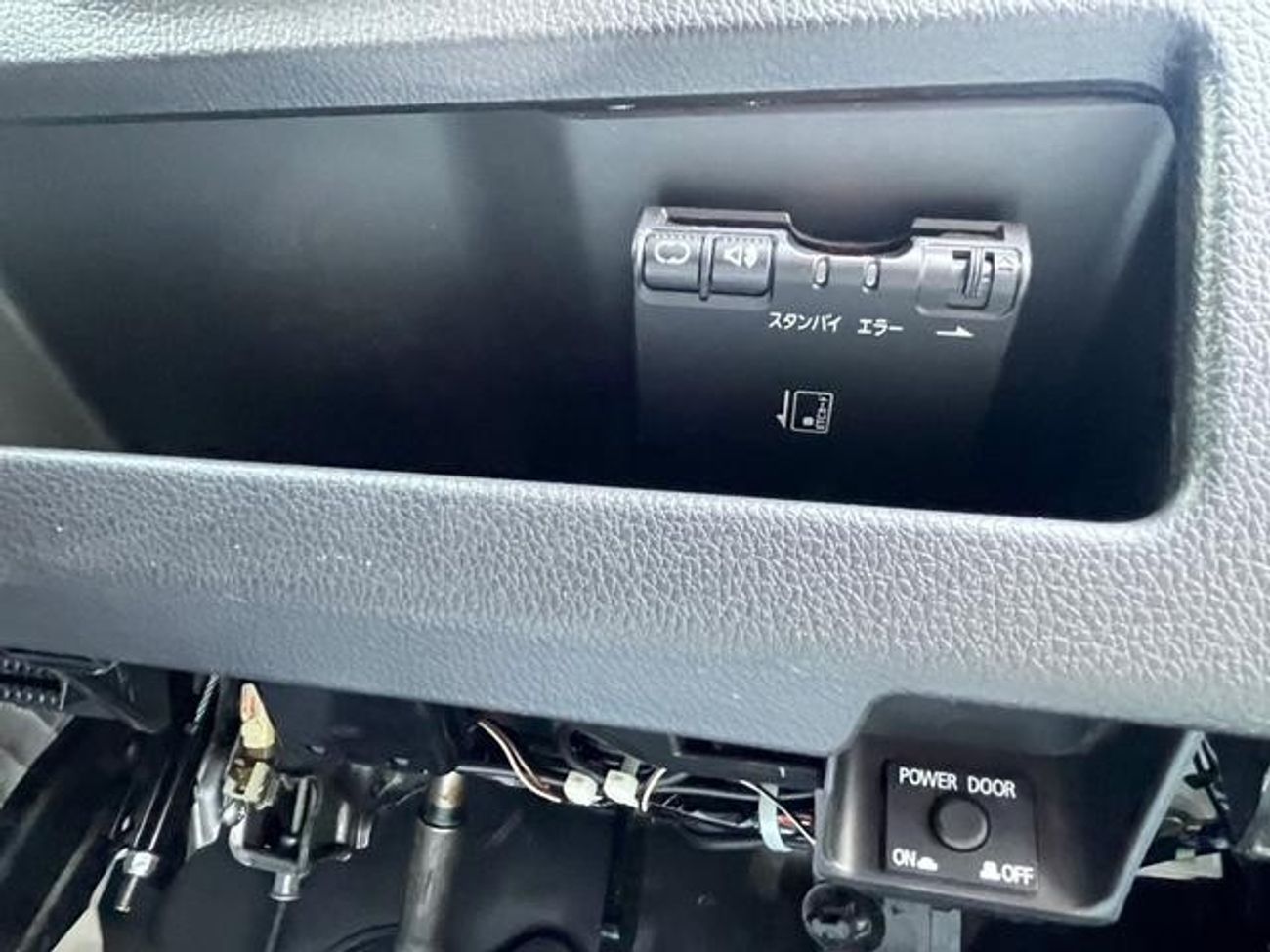 Used Nissan Z B21A 2018 for sale in Japan - 682005