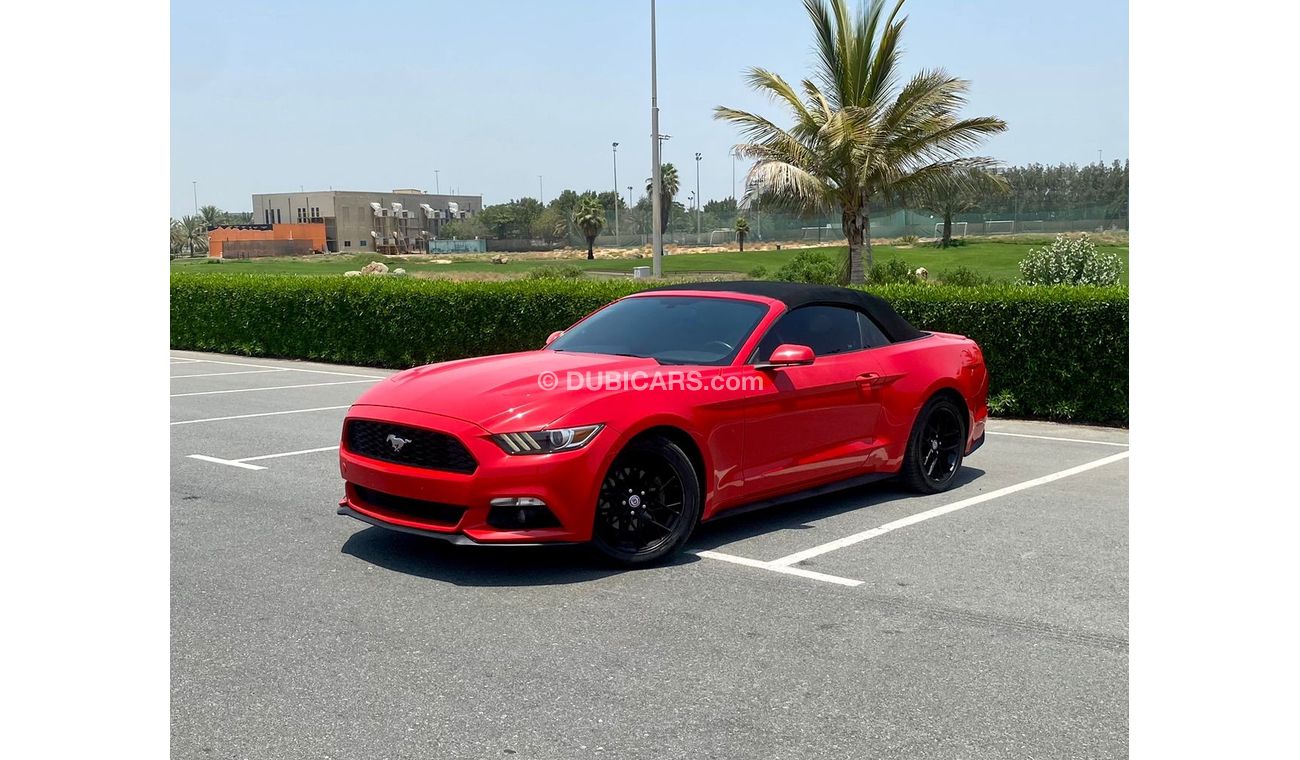 Used Ford Mustang EcoBoost Premium 2017 for sale in Dubai - 631139