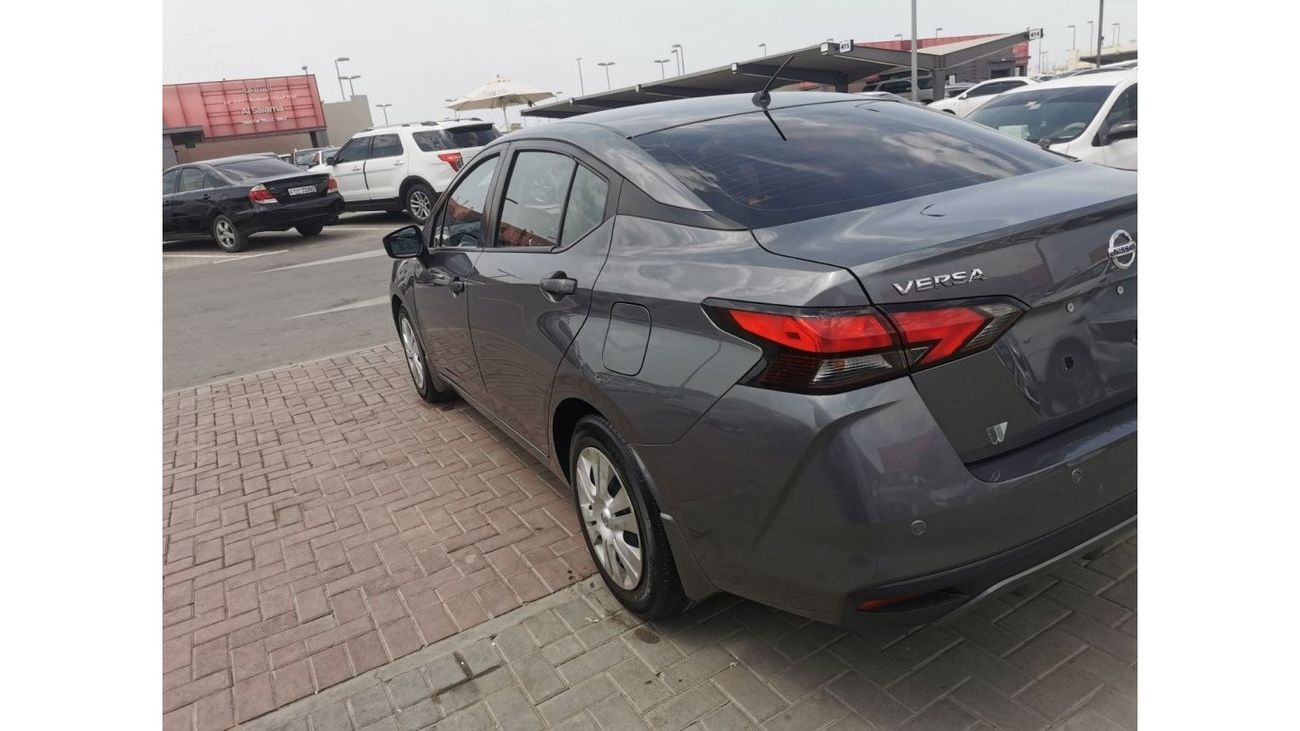 Used Nissan Versa 2020 for sale in Sharjah - 732287