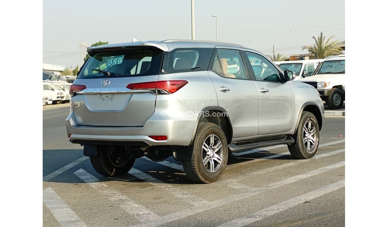 Used Toyota Fortuner 2.7L Petrol, Exclusive Price and Clean Condition ...