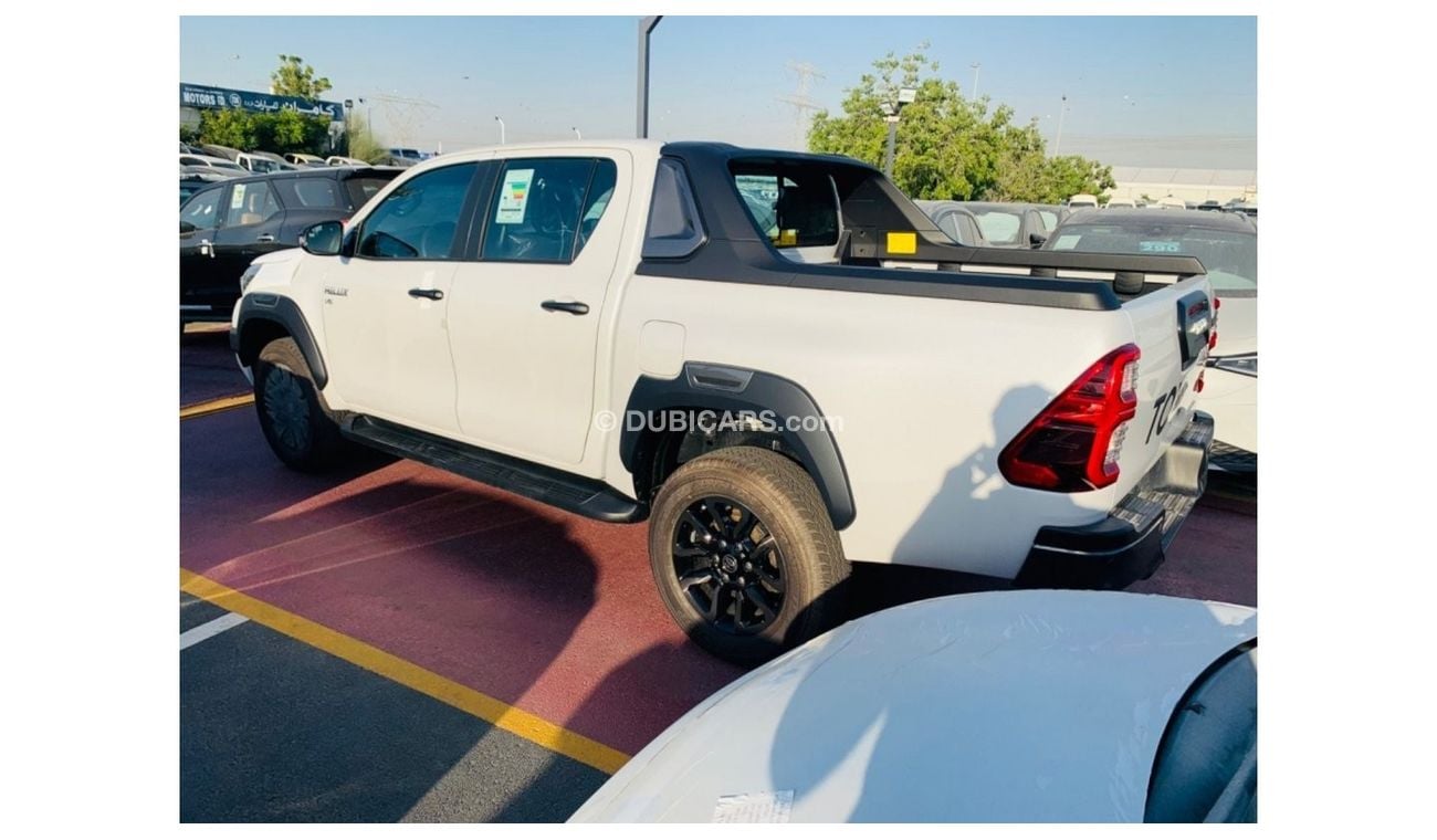 New Toyota Hilux adventure full option 4.0 4wd,360 camera,push start 2023 for sale in Dubai - 614569