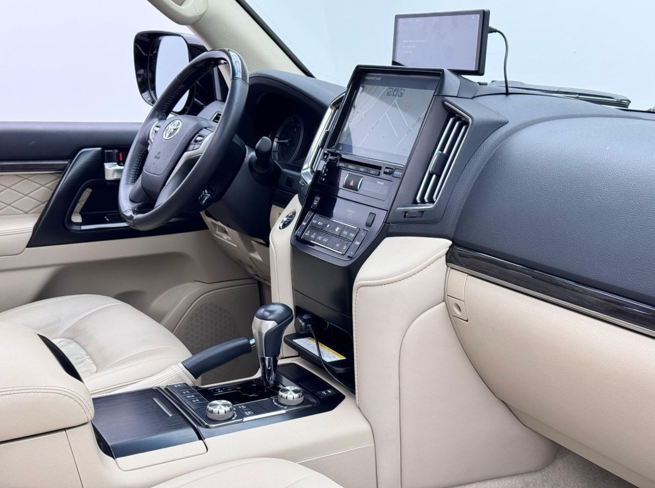 Used GXR 4.0L 2021 Toyota Land Cruiser GXR Grand Touring, 2026 Toyota ...