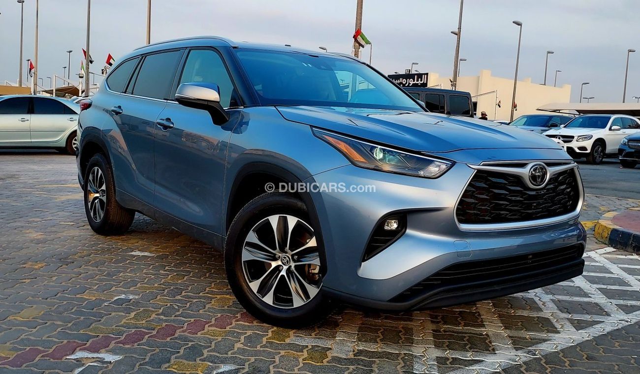 Used Toyota Highlander Highlander xle 2022 2022 for sale in Dubai - 584807