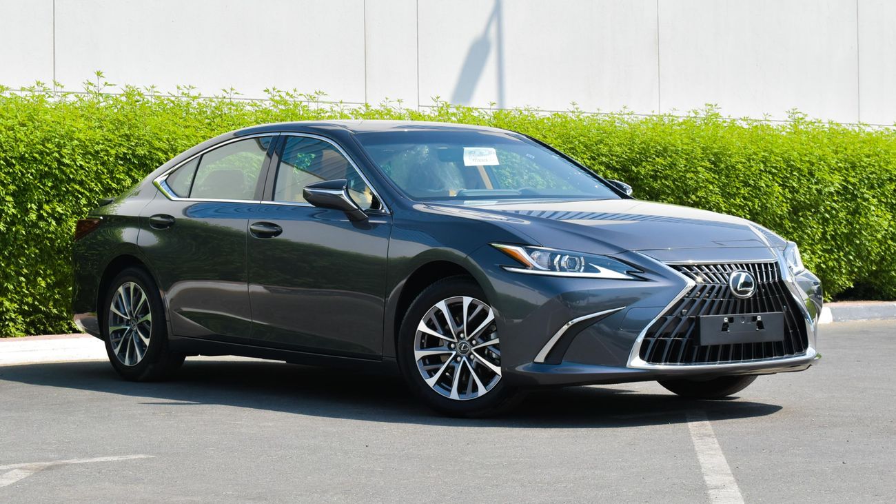 New Lexus ES 300 h 2.5L 2023 for sale in Dubai - 554455