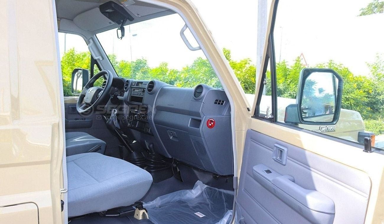 New 2025 Model Toyota Land Cruiser 70, LC78, 4.0L Petrol 4WD 5M/T 2025 for sale in Dubai - 821097