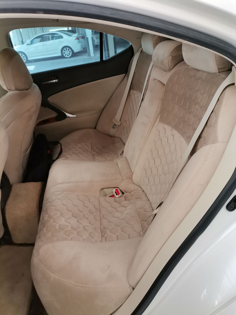 Used Lexus IS300 3.0L 2009 for sale in Dubai - 460694