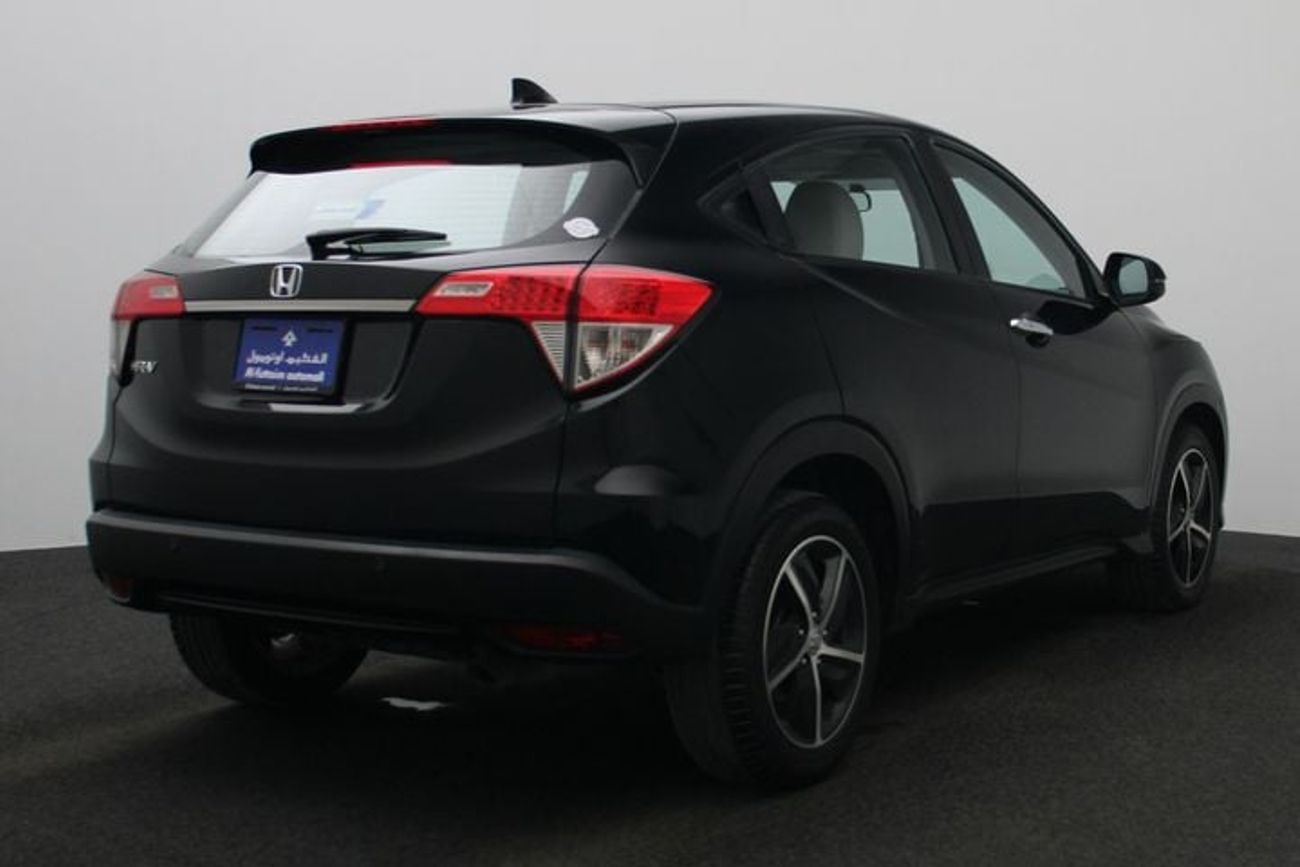 Used Honda HRV LX 1.8 2021 for sale in Dubai - 871227