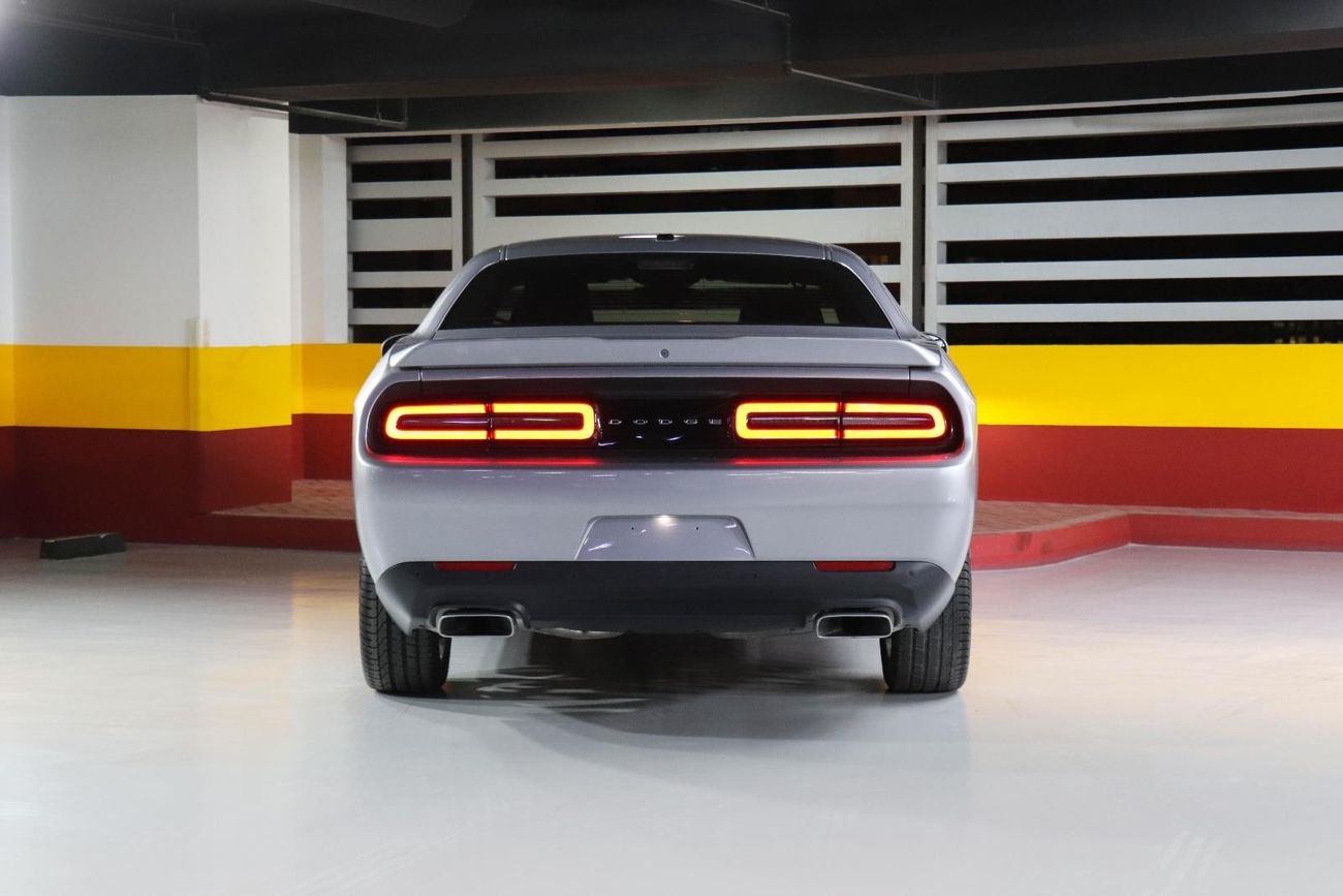 Used Dodge Challenger LA 2015 for sale in Dubai - 570830
