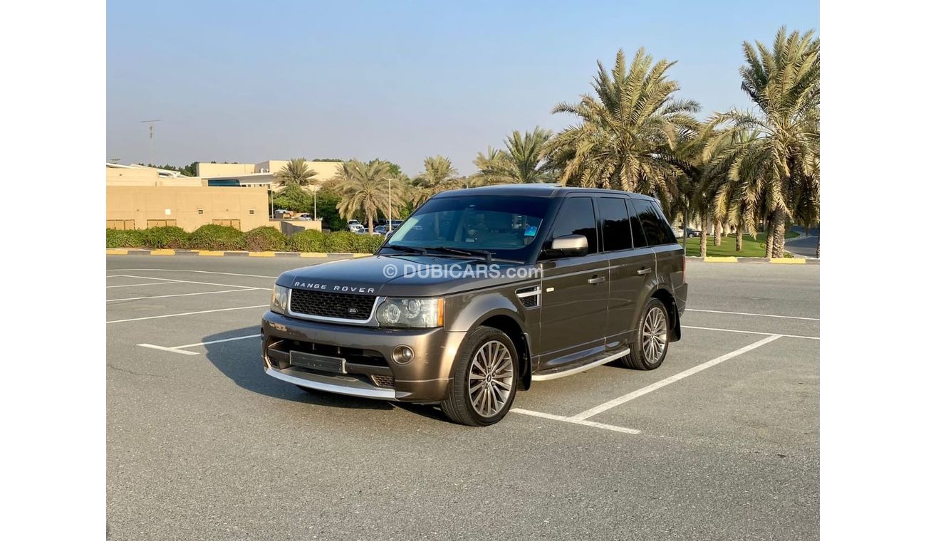 Used Land Rover Range Rover Sport 2011 for sale in Dubai - 667558