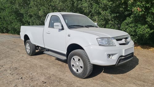Tata Xenon Price in UAE, Images, Specs & Features