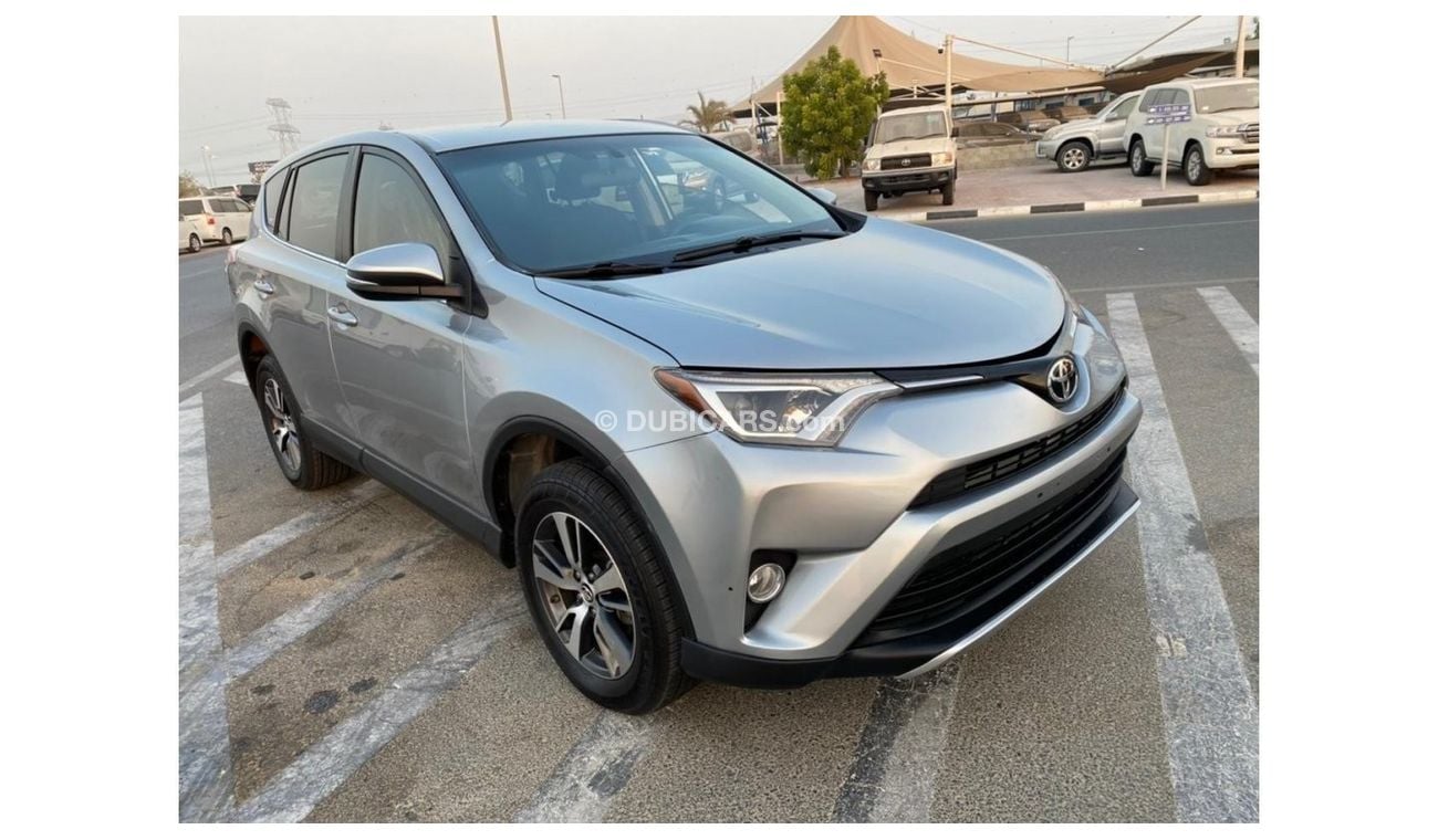 Used 2018 Toyota Rav4 2018 for sale in Dubai - 458093