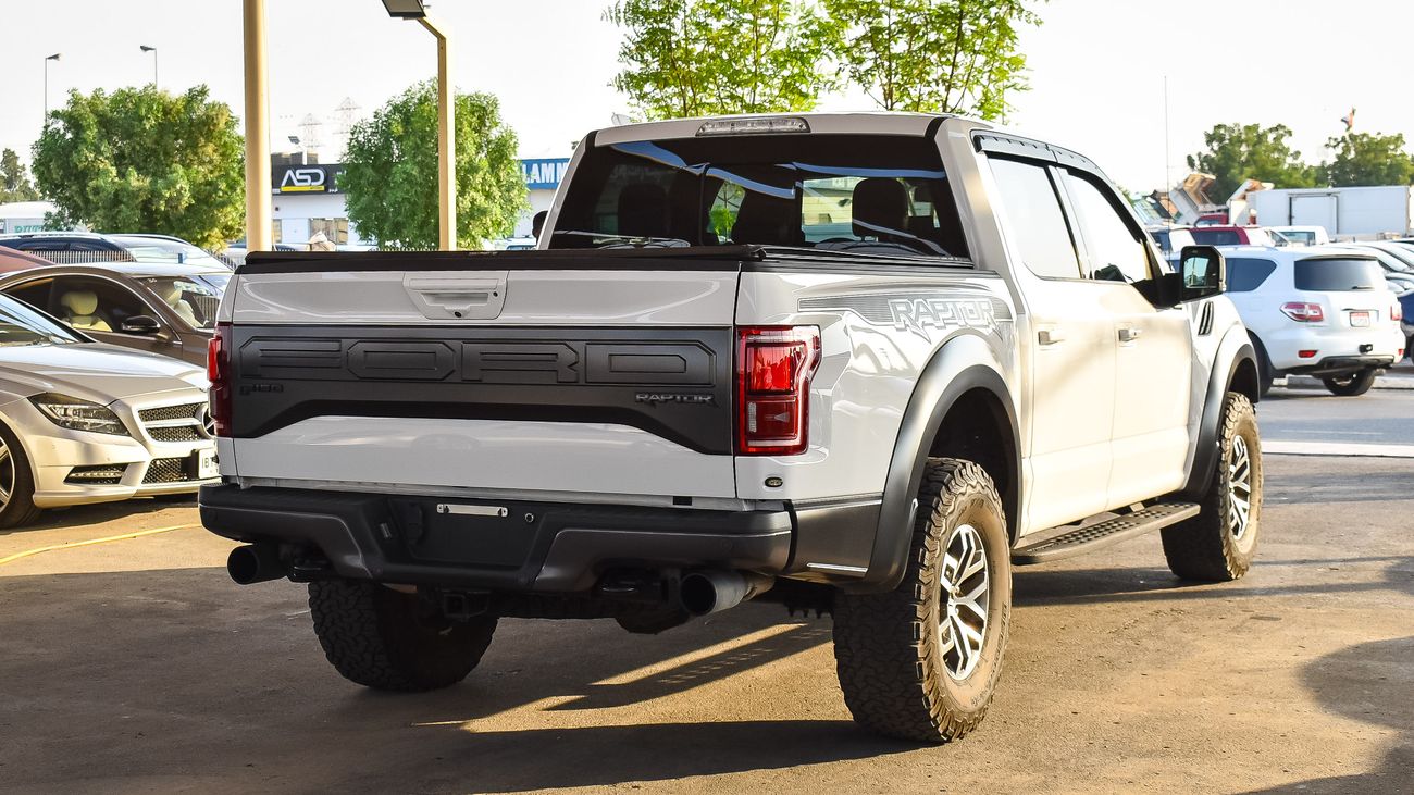 Used Ford F 150 Raptor 2018 for sale in Dubai - 557969