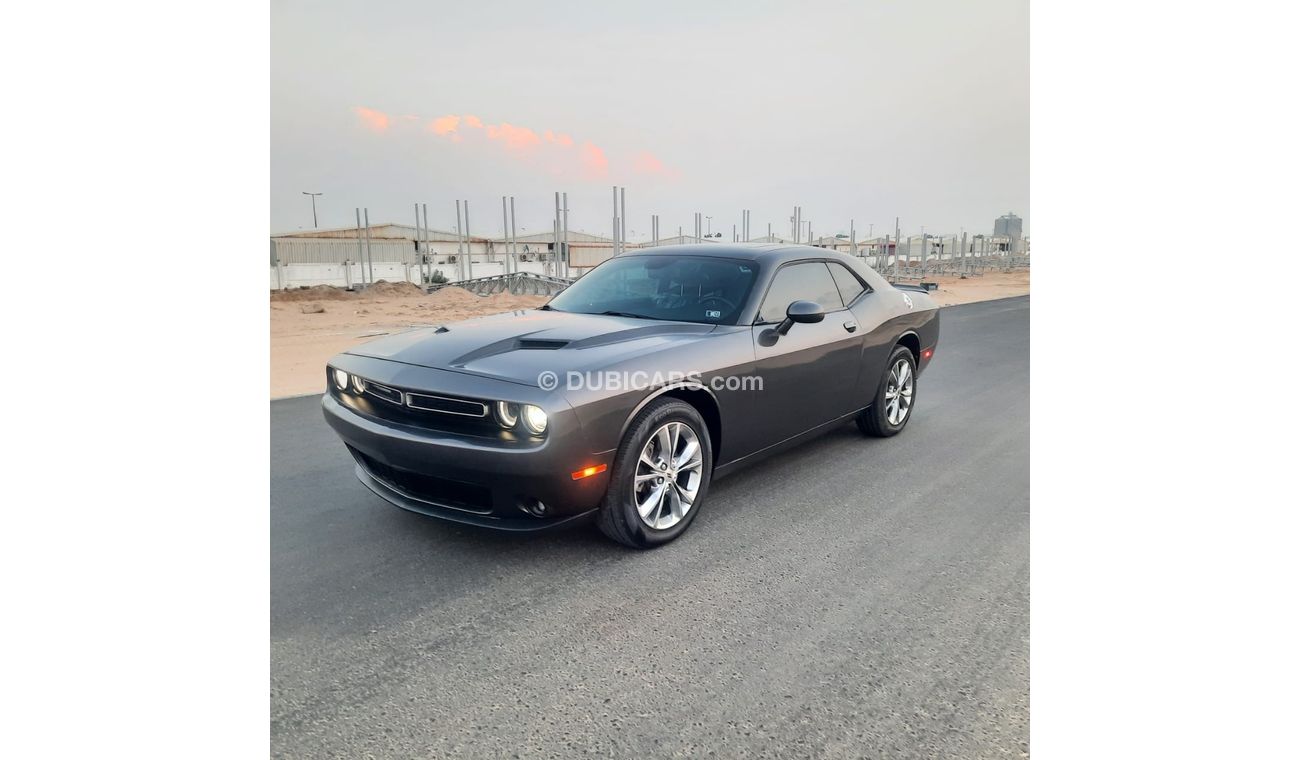 Used SXT Plus 2020 DODGE CHALLENGER SXT 2020 for sale in Dubai - 675443
