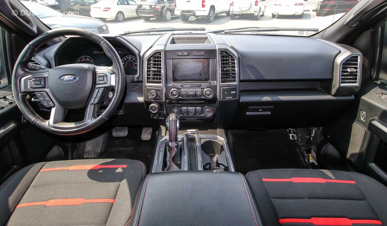 Used Ford F-150 XLT 2017 for sale in Dubai - 182682