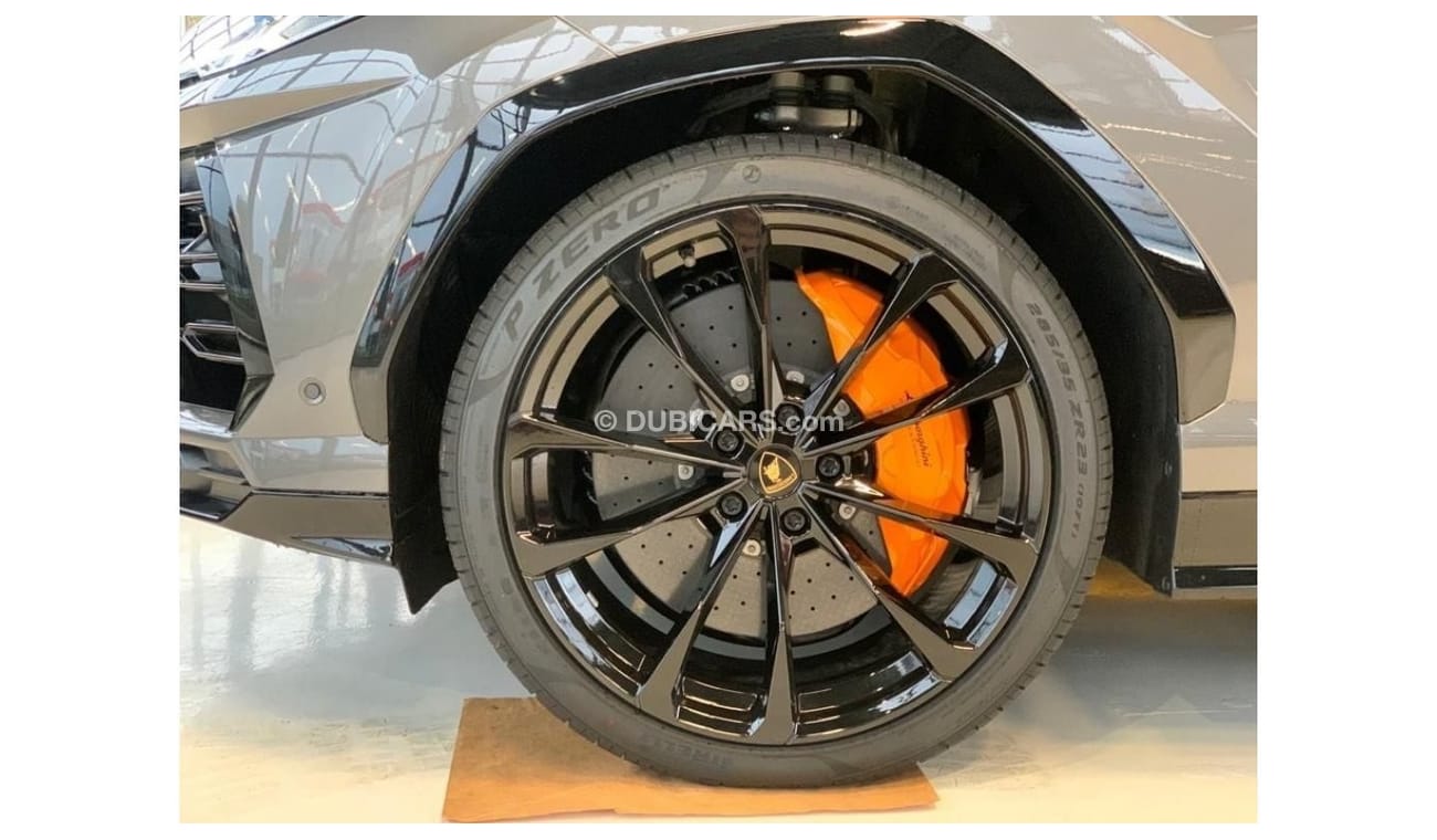New Lamborghini Urus *Style package *Parking Assistance *Lamborghini ...