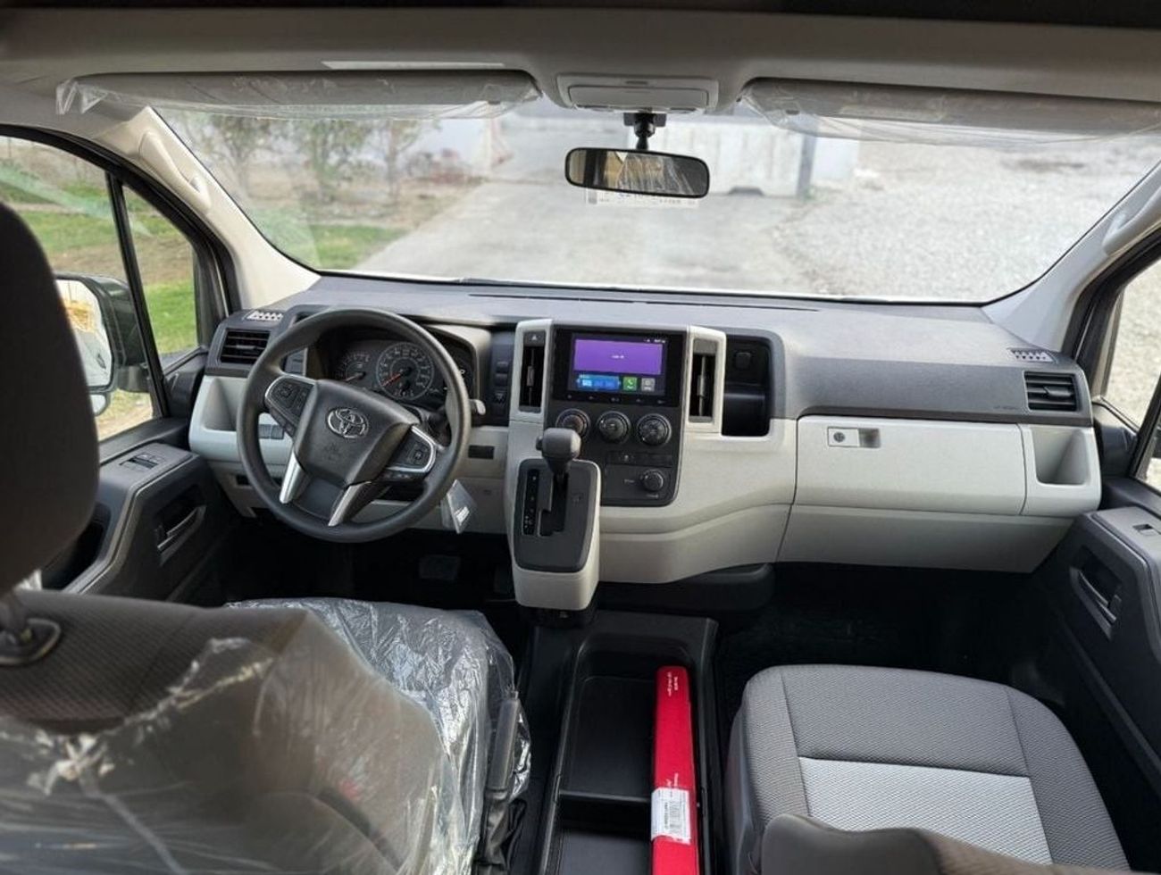 New 2025 Toyota Hiace DX 13-Seater 3.5L V6 Petrol A/T (3-Point Seatbelts) Export Only 2025 for ...